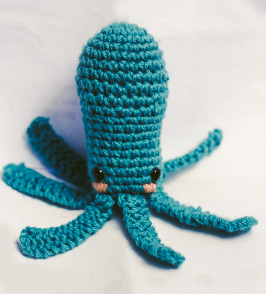 Como hacer un calamar de peluche tejido a crochet